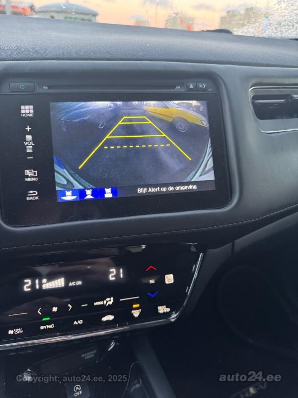 Honda HR-V 2018 Tallina, ar dzinēja tilpumu 1.50 L un nobraukumu 38 tūkst. km par 8999 €, foto 11 vietnē AUTOMOTO.COM.LV