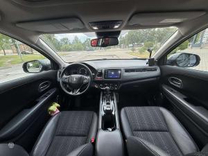 Violets Honda HR-V 2016 Šauļi, ar dzinēja tilpumu 1.50 L un nobraukumu 138 tūkst. km par 13500 €, foto 8 vietnē AUTOMOTO.COM.LV