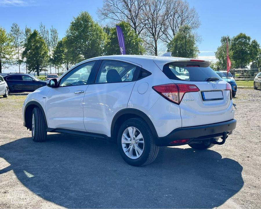 Balts Honda HR-V 2016 Klaipėda, ar dzinēja tilpumu 1.50 L un nobraukumu 87 tūkst. km par 11500 €, foto 6 vietnē AUTOMOTO.COM.LV