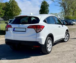 Balts Honda HR-V 2016 Klaipėda, ar dzinēja tilpumu 1.50 L un nobraukumu 87 tūkst. km par 11500 €, foto 7 vietnē AUTOMOTO.COM.LV