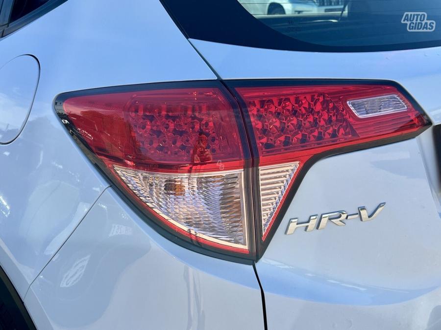 Balts Honda HR-V 2016 Klaipėda, ar dzinēja tilpumu 1.50 L un nobraukumu 87 tūkst. km par 11500 €, foto 8 vietnē AUTOMOTO.COM.LV