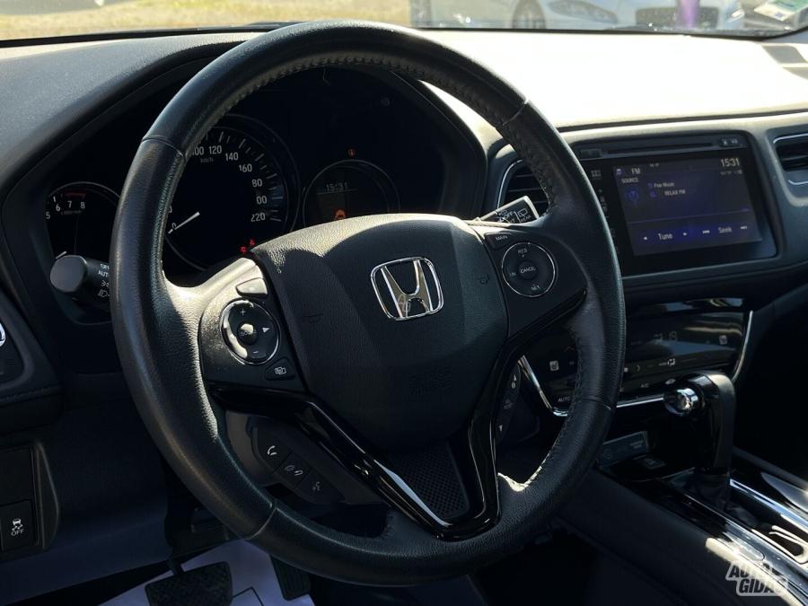 Balts Honda HR-V 2016 Klaipėda, ar dzinēja tilpumu 1.50 L un nobraukumu 87 tūkst. km par 11500 €, foto 9 vietnē AUTOMOTO.COM.LV
