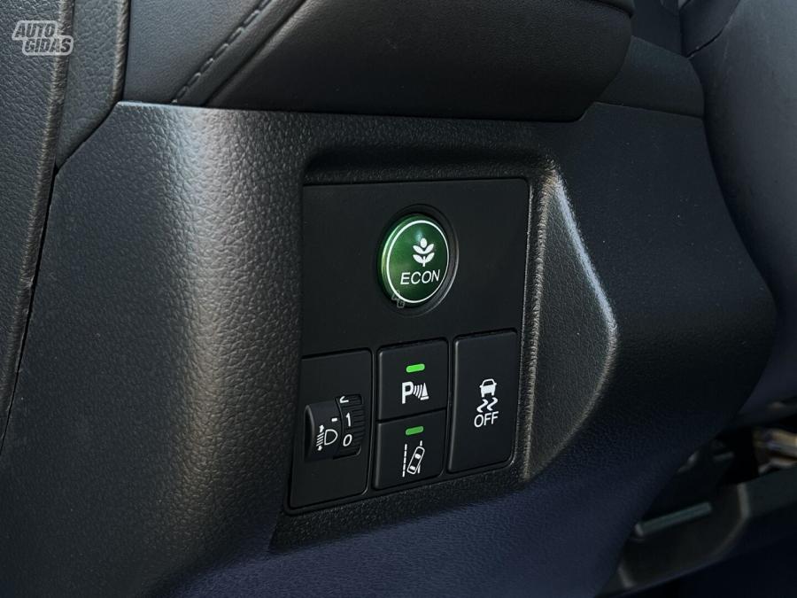 Balts Honda HR-V 2016 Klaipėda, ar dzinēja tilpumu 1.50 L un nobraukumu 87 tūkst. km par 11500 €, foto 10 vietnē AUTOMOTO.COM.LV