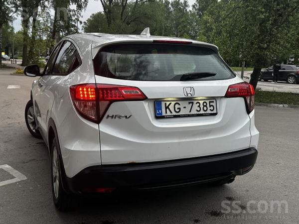 Balts Honda HR-V 2016 Rīga, ar dzinēja tilpumu 1.60 L un nobraukumu 0 tūkst. km par 7500 €, foto 6 vietnē AUTOMOTO.COM.LV