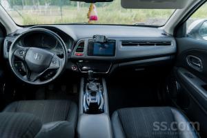 Balts Honda HR-V 2016 Rīga, ar dzinēja tilpumu 1.60 L un nobraukumu 223 tūkst. km par 9200 €, foto 6 vietnē AUTOMOTO.COM.LV