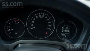 Balts Honda HR-V 2016 Rīga, ar dzinēja tilpumu 1.60 L un nobraukumu 223 tūkst. km par 9200 €, foto 8 vietnē AUTOMOTO.COM.LV