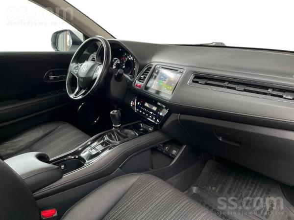 Хонда ХРВ 2016 в Рига на AUTOMOTO.COM.LV Белый Хонда ХРВ 2016 в Рига, объемом двигателя 1.50 л и пробегом 122 тыс. км за 10990 €, фото 7 на AUTOMOTO.COM.LV