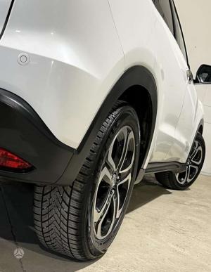 Balts Honda HR-V 2017 Klaipėda, ar dzinēja tilpumu 1.50 L un nobraukumu 157 tūkst. km par 13999 €, foto 7 vietnē AUTOMOTO.COM.LV