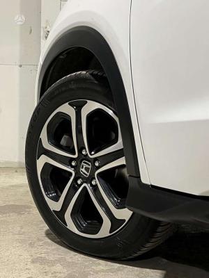 Balts Honda HR-V 2017 Klaipėda, ar dzinēja tilpumu 1.50 L un nobraukumu 157 tūkst. km par 13999 €, foto 11 vietnē AUTOMOTO.COM.LV