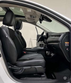 White Honda HR-V 2017 in Klaipeda, with an engine capacity of 1.50 L and mileage of 157 thousand km for 13999 €, photo 19 on AUTOMOTO.COM.LV