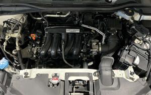 White Honda HR-V 2017 in Klaipeda, with an engine capacity of 1.50 L and mileage of 157 thousand km for 13999 €, photo 39 on AUTOMOTO.COM.LV