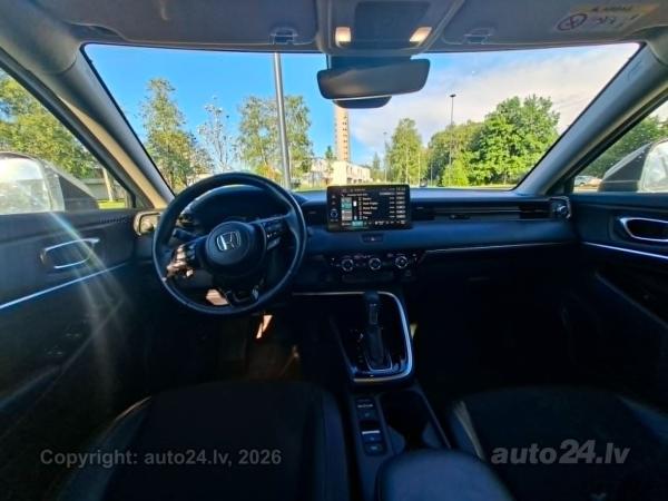Balts Honda HR-V 2022 Tallina, ar dzinēja tilpumu 1.50 L un nobraukumu 75 tūkst. km par 25000 €, foto 9 vietnē AUTOMOTO.COM.LV