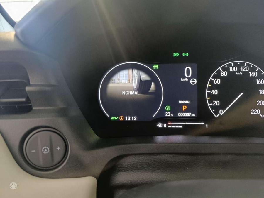 White Honda HR-V 2026 in Vilnius, with an engine capacity of 1.50 L and mileage of 0 thousand km for 34900 €, photo 21 on AUTOMOTO.COM.LV