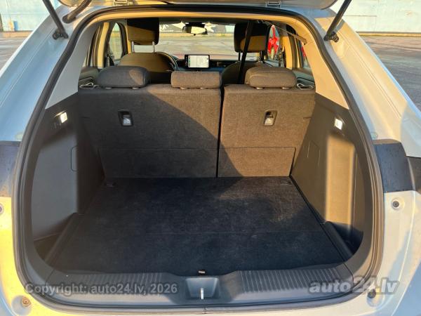 Balts Honda HR-V 2022 Tallina, ar dzinēja tilpumu 1.50 L un nobraukumu 75 tūkst. km par 20500 €, foto 9 vietnē AUTOMOTO.COM.LV