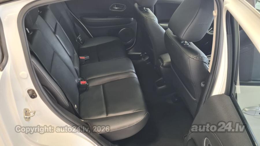 Balts Honda HR-V 2016 Tartu, ar dzinēja tilpumu 1.50 L un nobraukumu 157 tūkst. km par 14699 €, foto 8 vietnē AUTOMOTO.COM.LV