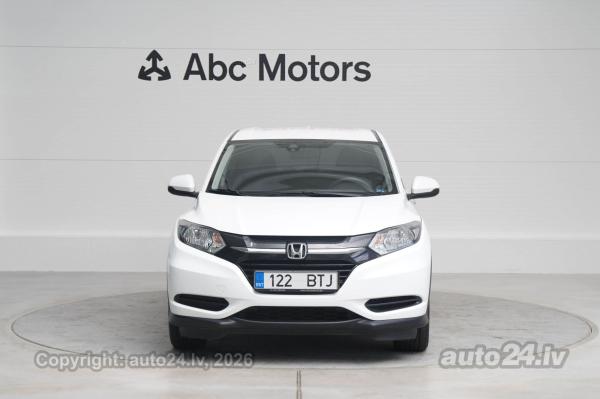Balts Honda HR-V 2017 Tallina, ar dzinēja tilpumu 1.50 L un nobraukumu 228 tūkst. km par 9900 €, foto 2 vietnē AUTOMOTO.COM.LV