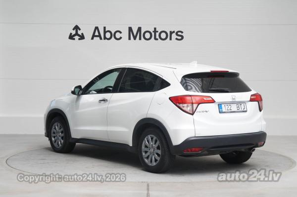 Balts Honda HR-V 2017 Tallina, ar dzinēja tilpumu 1.50 L un nobraukumu 228 tūkst. km par 9900 €, foto 6 vietnē AUTOMOTO.COM.LV