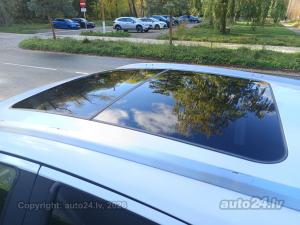 White Honda HR-V 2019 in Tallinn, with an engine capacity of 1.50 L and mileage of 160 thousand km for 18900 €, photo 10 on AUTOMOTO.COM.LV