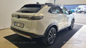 Balts Honda HR-V 2023 Tartu, ar dzinēja tilpumu 1.50 L un nobraukumu 99 tūkst. km par 24900 €, foto 4 vietnē AUTOMOTO.COM.LV