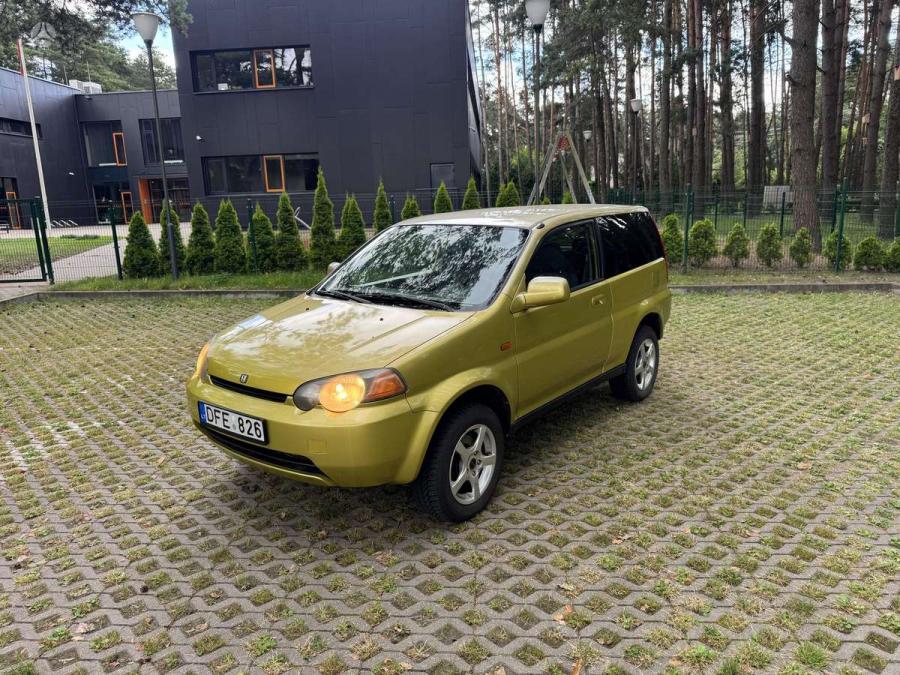 Dzeltens Honda HR-V 1999 Kauņa, ar dzinēja tilpumu 1.60 L un nobraukumu 280 tūkst. km par 1350 €, foto 1 vietnē AUTOMOTO.COM.LV