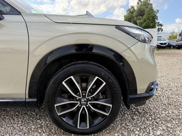 Dzeltens Honda HR-V 2022 Viļņa, ar dzinēja tilpumu 1.50 L un nobraukumu 121 tūkst. km par 22900 €, foto 9 vietnē AUTOMOTO.COM.LV