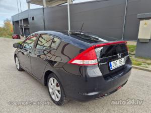 Black Honda Insight 2010 in Tallinn, with an engine capacity of 1.30 L and mileage of 290 thousand km for 3999 €, photo 5 on AUTOMOTO.COM.LV