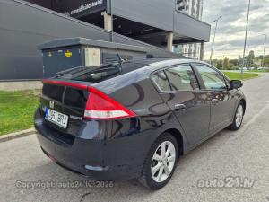 Black Honda Insight 2010 in Tallinn, with an engine capacity of 1.30 L and mileage of 290 thousand km for 3999 €, photo 6 on AUTOMOTO.COM.LV