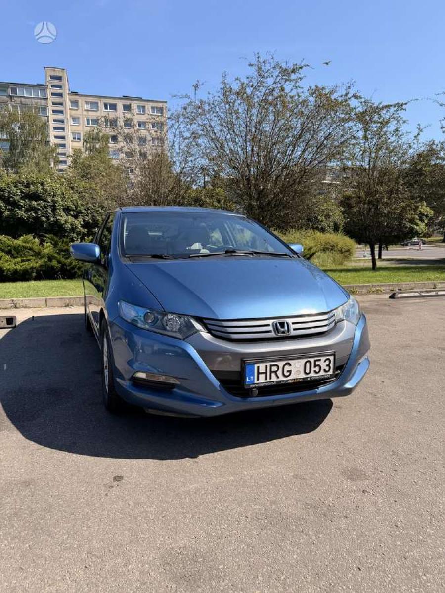 Zils Honda Insight 2010 Viļņa, ar dzinēja tilpumu 1.34 L un nobraukumu 269 tūkst. km par 3200 €, foto 3 vietnē AUTOMOTO.COM.LV