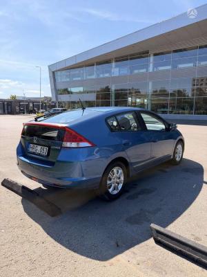 Zils Honda Insight 2010 Viļņa, ar dzinēja tilpumu 1.34 L un nobraukumu 269 tūkst. km par 3200 €, foto 5 vietnē AUTOMOTO.COM.LV