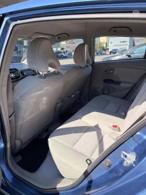 Zils Honda Insight 2010 Viļņa, ar dzinēja tilpumu 1.34 L un nobraukumu 269 tūkst. km par 3200 €, foto 12 vietnē AUTOMOTO.COM.LV