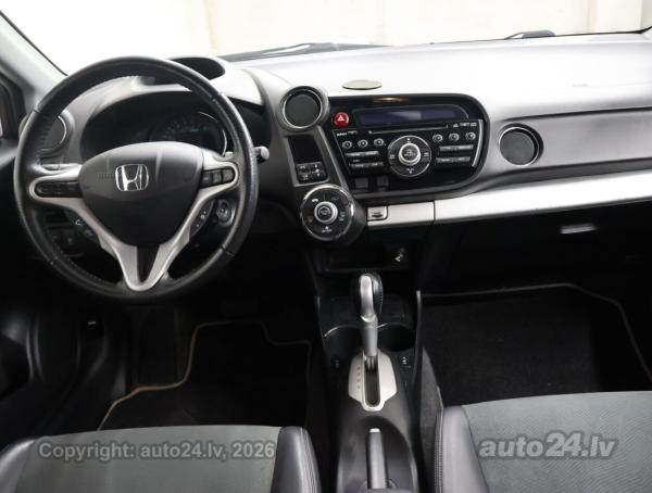 Brown Honda Insight 2014 in Tallinn, with an engine capacity of 1.30 L and mileage of 139 thousand km for 6900 €, photo 7 on AUTOMOTO.COM.LV