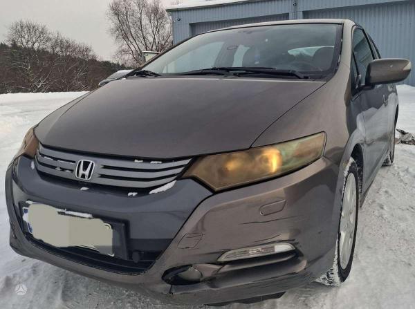 Brūns Honda Insight 2010 Kauņa, ar dzinēja tilpumu 1.34 L un nobraukumu 241 tūkst. km par 2650 €, foto 1 vietnē AUTOMOTO.COM.LV