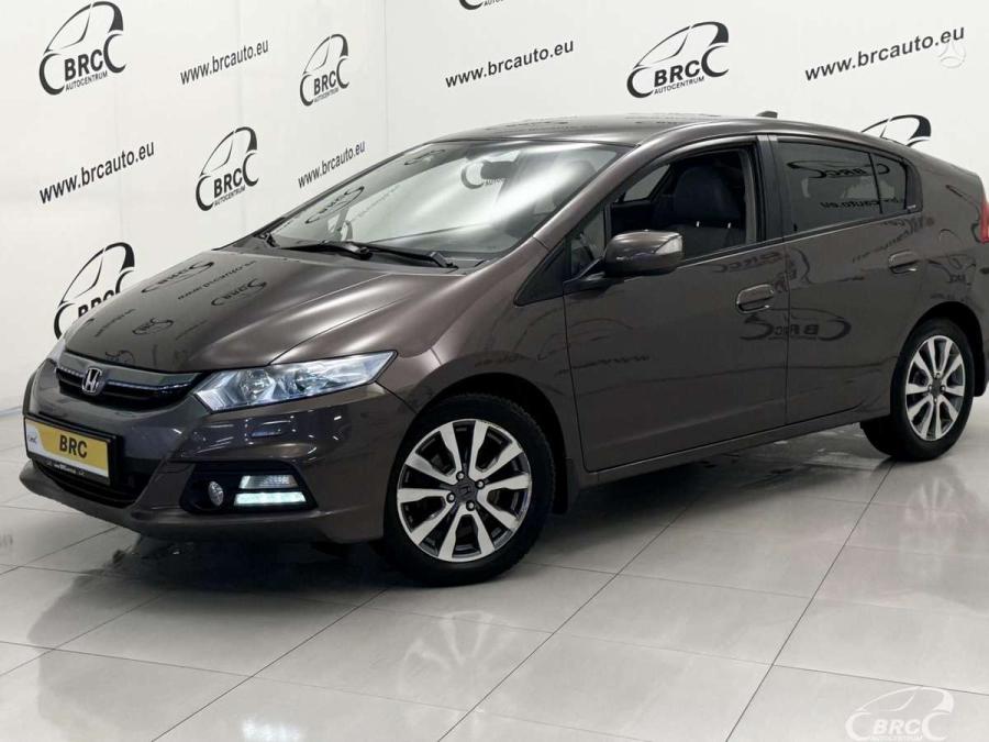 Brown Honda Insight 2012 in Vilnius, with an engine capacity of 1.34 L and mileage of 203 thousand km for 5000 €, photo 1 on AUTOMOTO.COM.LV