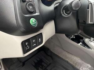 Brown Honda Insight 2012 in Vilnius, with an engine capacity of 1.34 L and mileage of 203 thousand km for 5000 €, photo 25 on AUTOMOTO.COM.LV