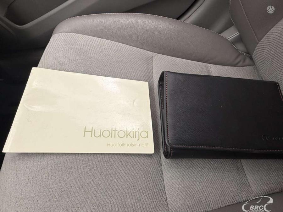 Brown Honda Insight 2012 in Vilnius, with an engine capacity of 1.34 L and mileage of 203 thousand km for 5000 €, photo 32 on AUTOMOTO.COM.LV