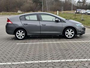 Pelēks Honda Insight 2009 Viļņa, ar dzinēja tilpumu 1.34 L un nobraukumu 242 tūkst. km par 3950 €, foto 7 vietnē AUTOMOTO.COM.LV