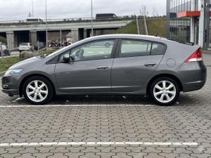 Pelēks Honda Insight 2009 Viļņa, ar dzinēja tilpumu 1.34 L un nobraukumu 242 tūkst. km par 3950 €, foto 9 vietnē AUTOMOTO.COM.LV