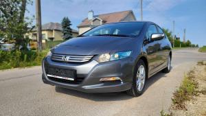 Grey Honda Insight 2009 in Siauliai, with an engine capacity of 1.34 L and mileage of 213 thousand km for 4350 €, photo 5 on AUTOMOTO.COM.LV