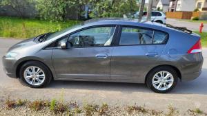 Grey Honda Insight 2009 in Siauliai, with an engine capacity of 1.34 L and mileage of 213 thousand km for 4350 €, photo 6 on AUTOMOTO.COM.LV