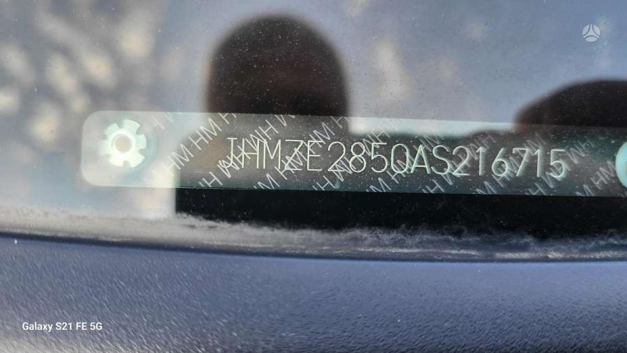 Grey Honda Insight 2009 in Siauliai, with an engine capacity of 1.34 L and mileage of 213 thousand km for 4350 €, photo 25 on AUTOMOTO.COM.LV