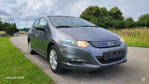 Grey Honda Insight 2009 in Siauliai, with an engine capacity of 1.34 L and mileage of 213 thousand km for 4350 €, photo 29 on AUTOMOTO.COM.LV