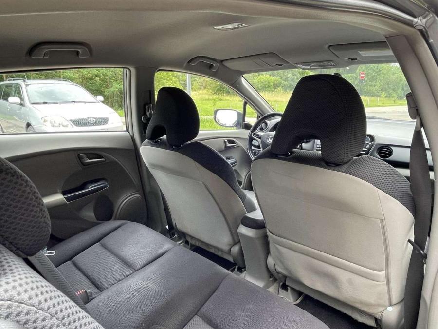 Grey Honda Insight 2010 in Vilnius, with an engine capacity of 1.34 L and mileage of 253 thousand km for 2200 €, photo 14 on AUTOMOTO.COM.LV