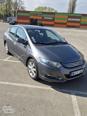 Grey Honda Insight 2011 in Klaipeda, with an engine capacity of 1.30 L and mileage of 220 thousand km for 5200 €, photo 3 on AUTOMOTO.COM.LV