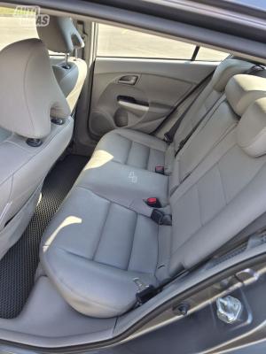 Grey Honda Insight 2011 in Klaipeda, with an engine capacity of 1.30 L and mileage of 220 thousand km for 5200 €, photo 10 on AUTOMOTO.COM.LV
