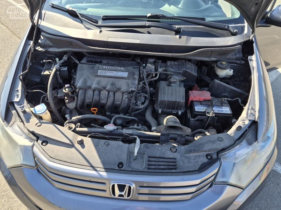 Grey Honda Insight 2011 in Klaipeda, with an engine capacity of 1.30 L and mileage of 220 thousand km for 5200 €, photo 12 on AUTOMOTO.COM.LV
