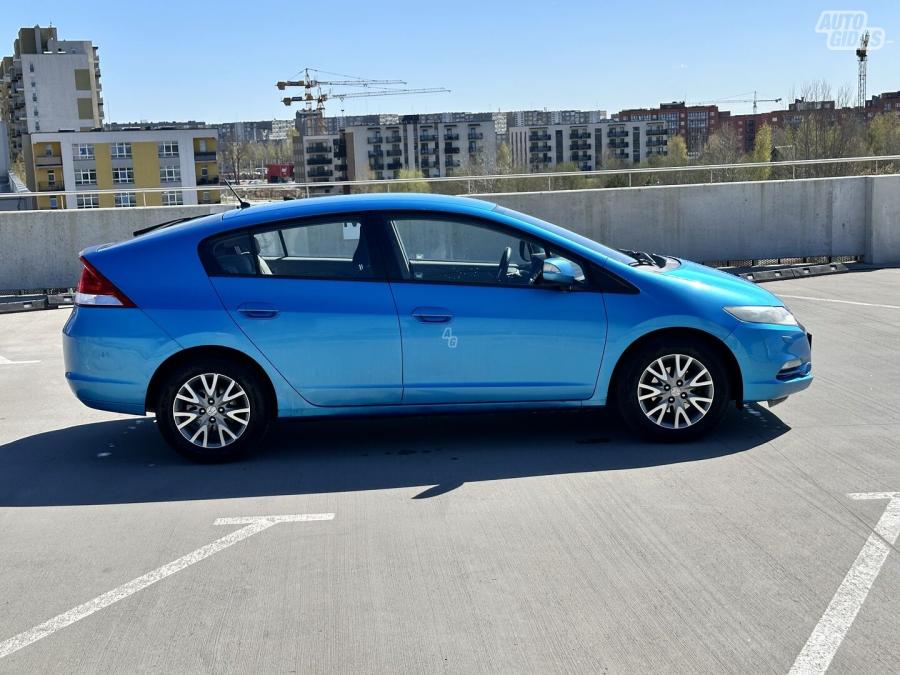 Honda Insight 2008 in Vilnius, with an engine capacity of 1.30 L and mileage of 310 thousand km for 3000 €, photo 5 on AUTOMOTO.COM.LV