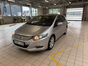 Honda Insight 2009 Viļņa, ar dzinēja tilpumu 1.30 L un nobraukumu 195 tūkst. km par 3000 €, foto  vietnē AUTOMOTO.COM.LV