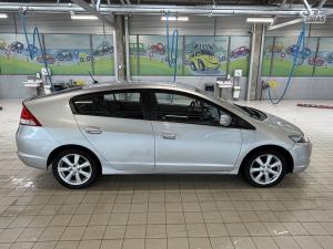 Honda Insight 2009 Viļņa, ar dzinēja tilpumu 1.30 L un nobraukumu 195 tūkst. km par 3000 €, foto 7 vietnē AUTOMOTO.COM.LV