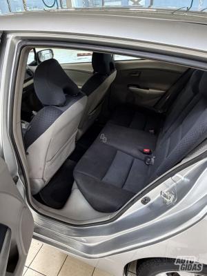Honda Insight 2009 Viļņa, ar dzinēja tilpumu 1.30 L un nobraukumu 195 tūkst. km par 3000 €, foto 10 vietnē AUTOMOTO.COM.LV