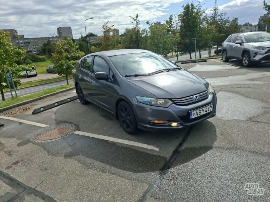 Honda Insight 2009 in Vilnius, with an engine capacity of 1.30 L and mileage of 158 thousand km for 4250 €, photo 11 on AUTOMOTO.COM.LV